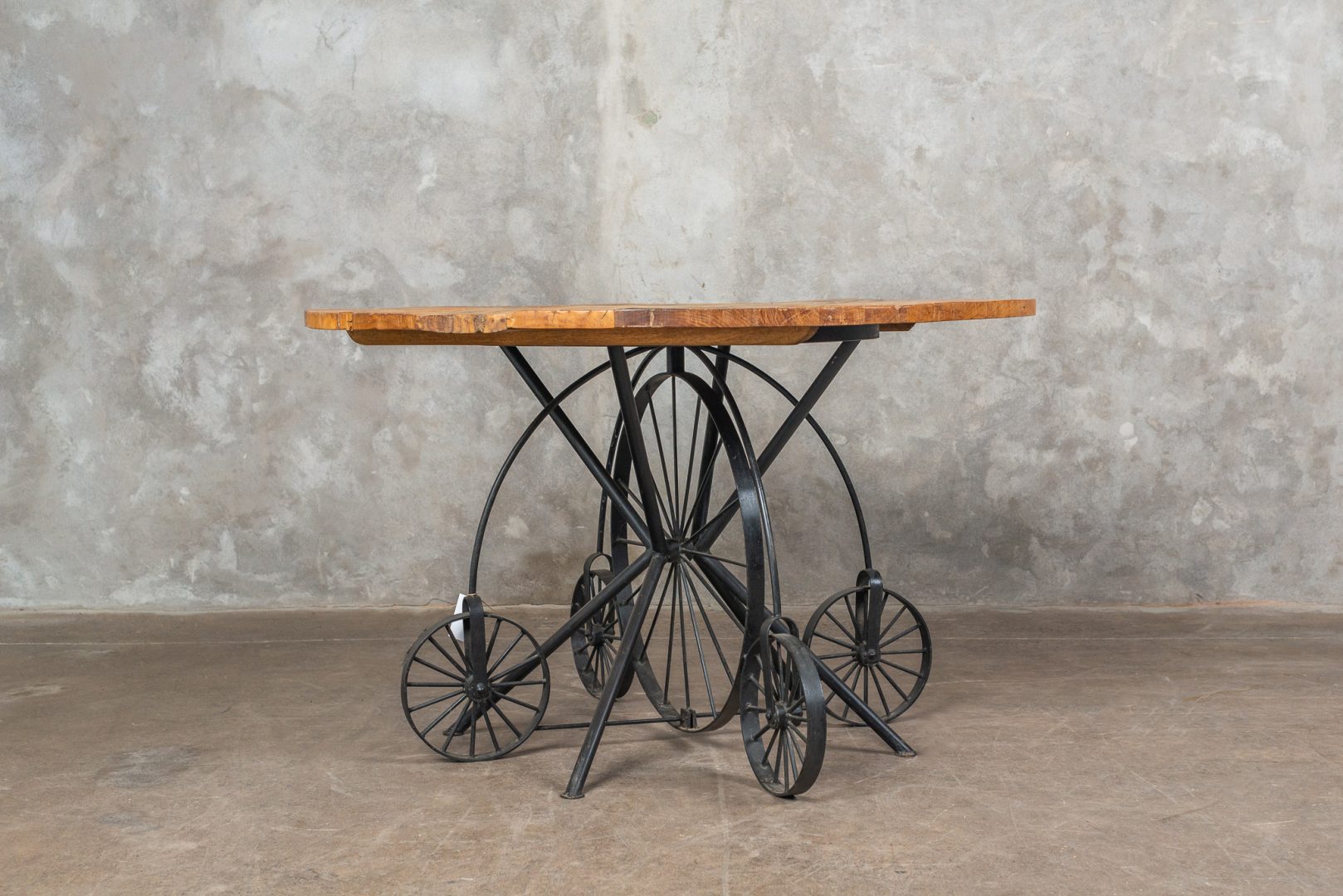 Mesa de fierro y madera – Tienda Himalaya